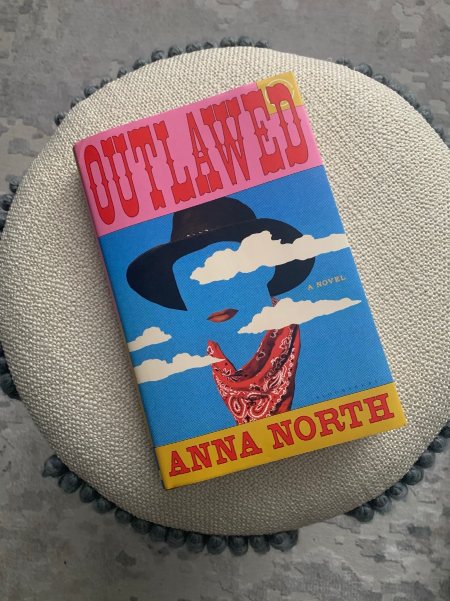 Book Review: Outlawed – Peaches to Apples